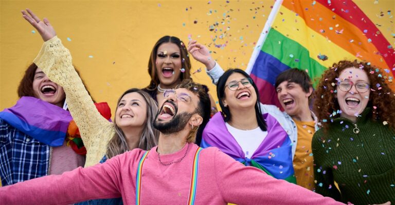 Découvrir la signification de « Queer » : Comprendre le terme
