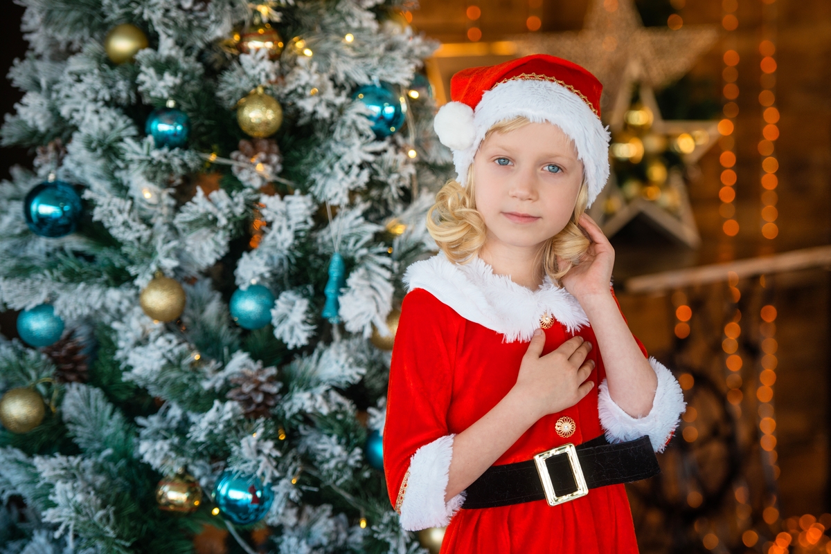 Un costume de Noël pour un retour magique vers les traditions festives