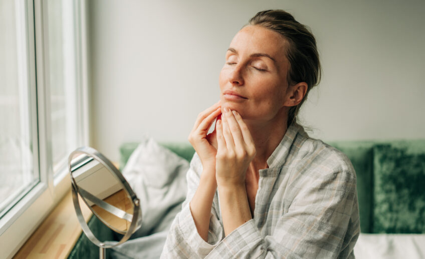 Comment percer un gros bouton sous la peau